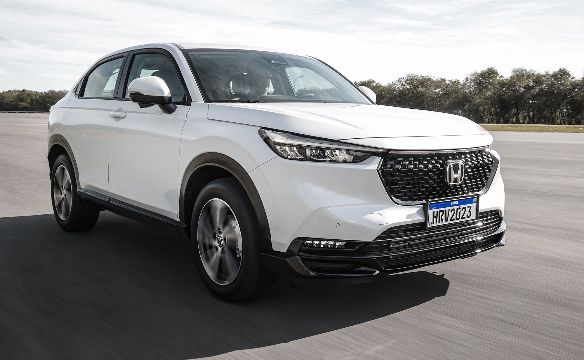 Honda apresenta o New HR-V em 4 versões no Brasil - Motores e ação